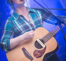 Ashley Sings - Singer & Guitarist from Cheshire, UK